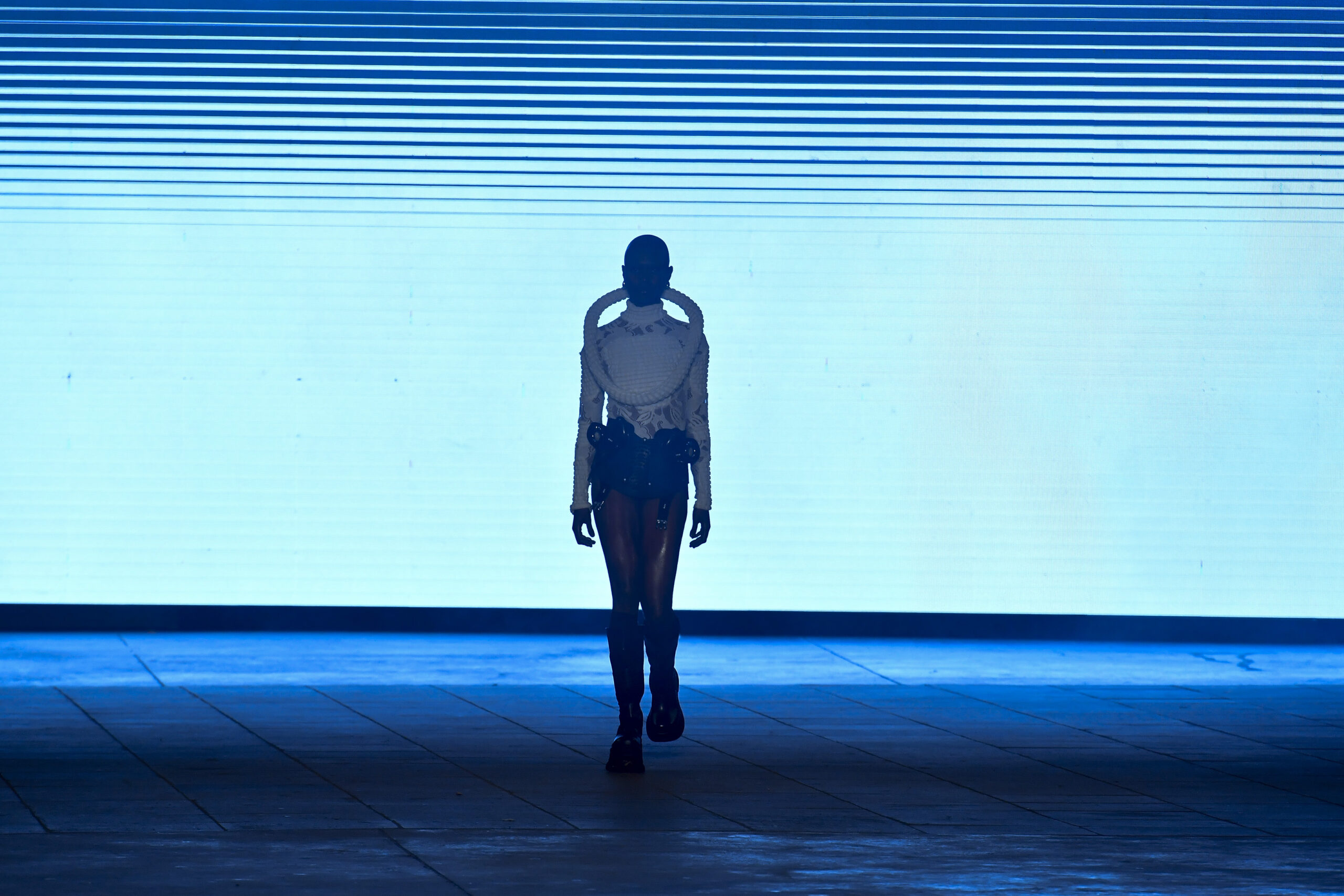 FILA e Leandro Benites unem futurismo e vintage em desfile - Live MKT News