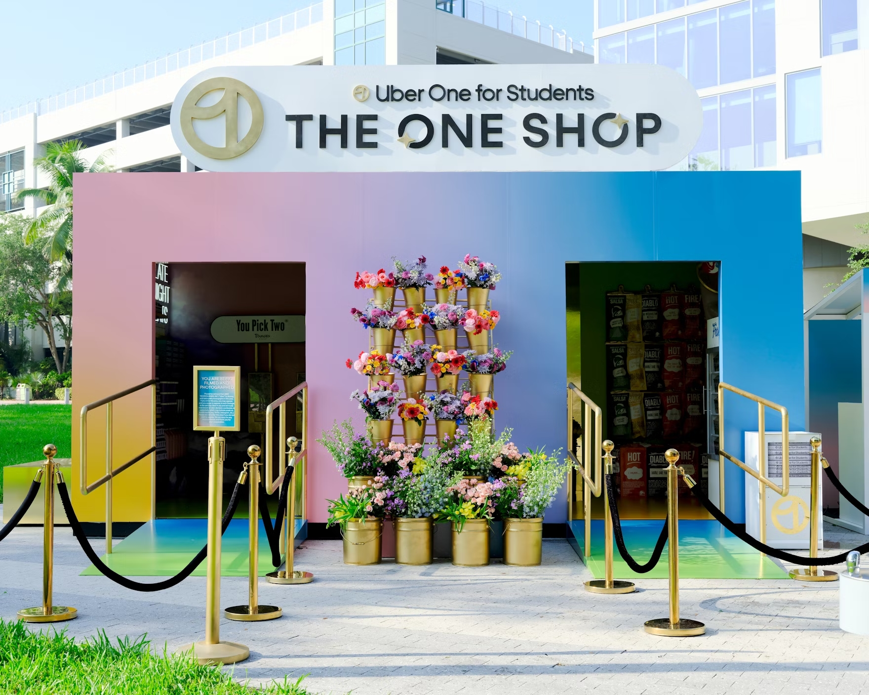 Uber dá comida de graça em universidades dos EUA com a The One Shop ...