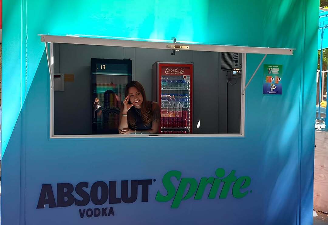 Absolut Sprite leva container personalizado ao Rio em ativação criada ...