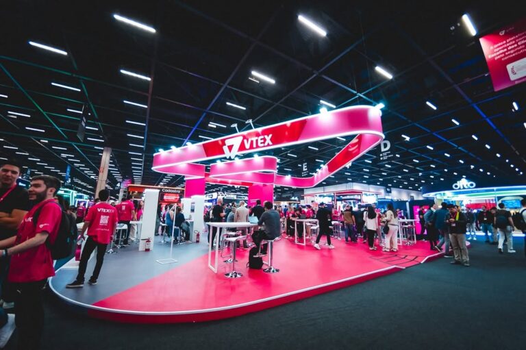 VTEX DAY 2025 tem foco em IA e experiência do futuro - Live MKT News