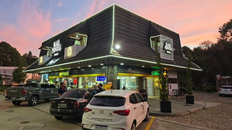 BR Mania inaugura loja-conceito em Campos do Jordão com foco em ...