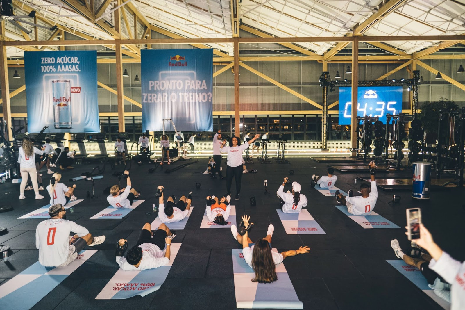 Red Bull Zero chega ao Brasil com experiência fitness assinada pela ...